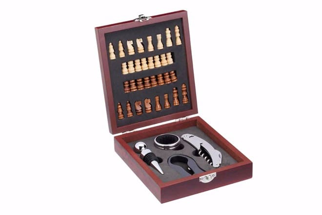 Barcraft Wine & Chess Lovers Gift Set > Jersey Rewards